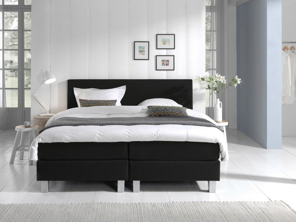 Boxspring Eefje - Zwart - 180 x 200 cm - 1Bed.nl