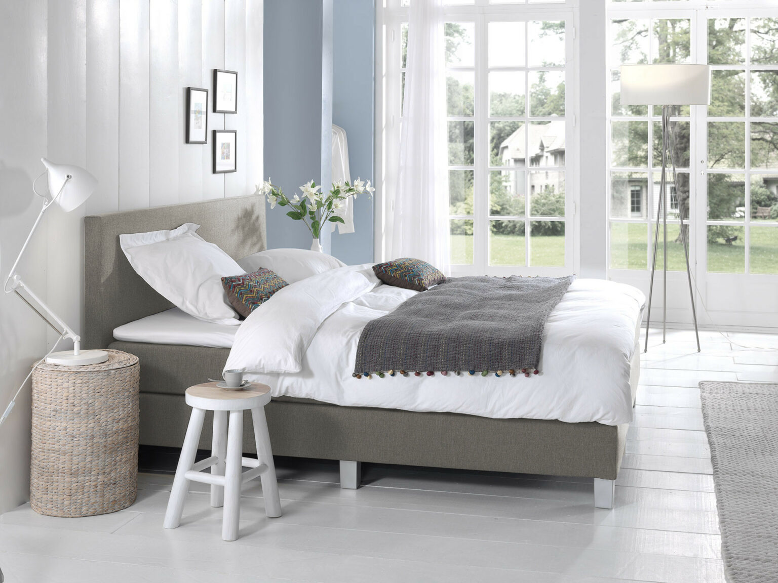 Boxspring Eefje - Beige - 120 x 200 cm - 1Bed.nl